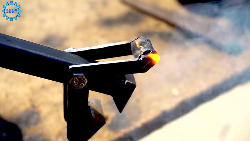 diy万能起钉器,再难起的钉子,都给连根拔起!