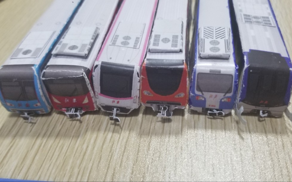 匹格工厂北京地铁纸模型(车号从右往左分别为w405(10)、yz 001(亦庄)...