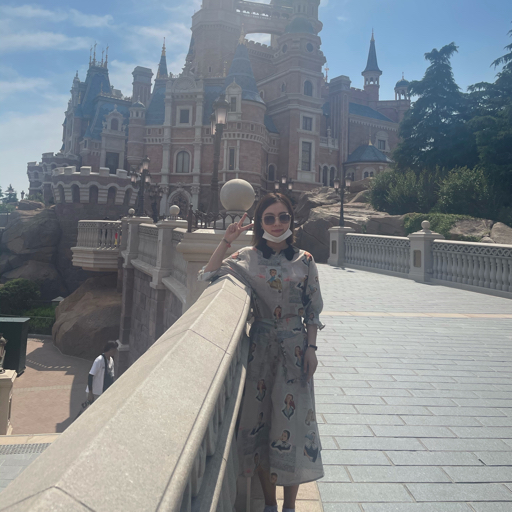 李金子喔 
