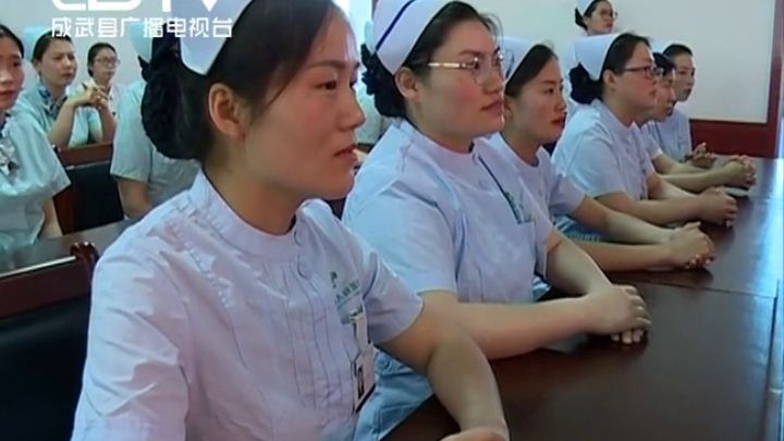 县人民医院举办“优质护理服务情景剧大赛”