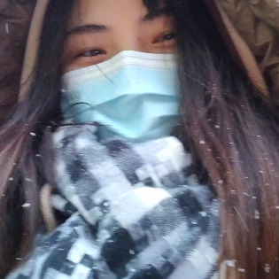 抬头看天空的hj喵 