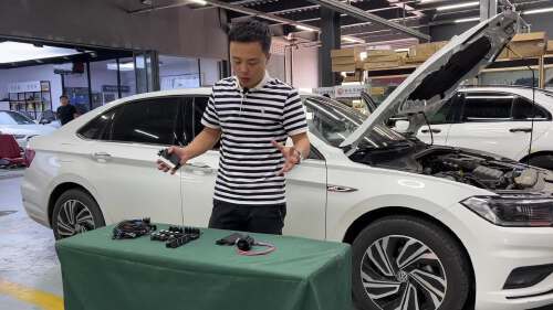 速腾 到店升级原厂前雷达,原厂自动大灯,自动雨刮