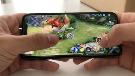 iPhone11系列更新iOS16.1.2系统后,流畅度和续航怎么样?
