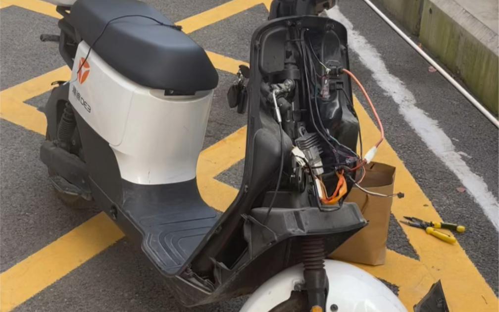 雅迪电动车刹车断电失灵自己维修方法,到还不错创客商城买的配件