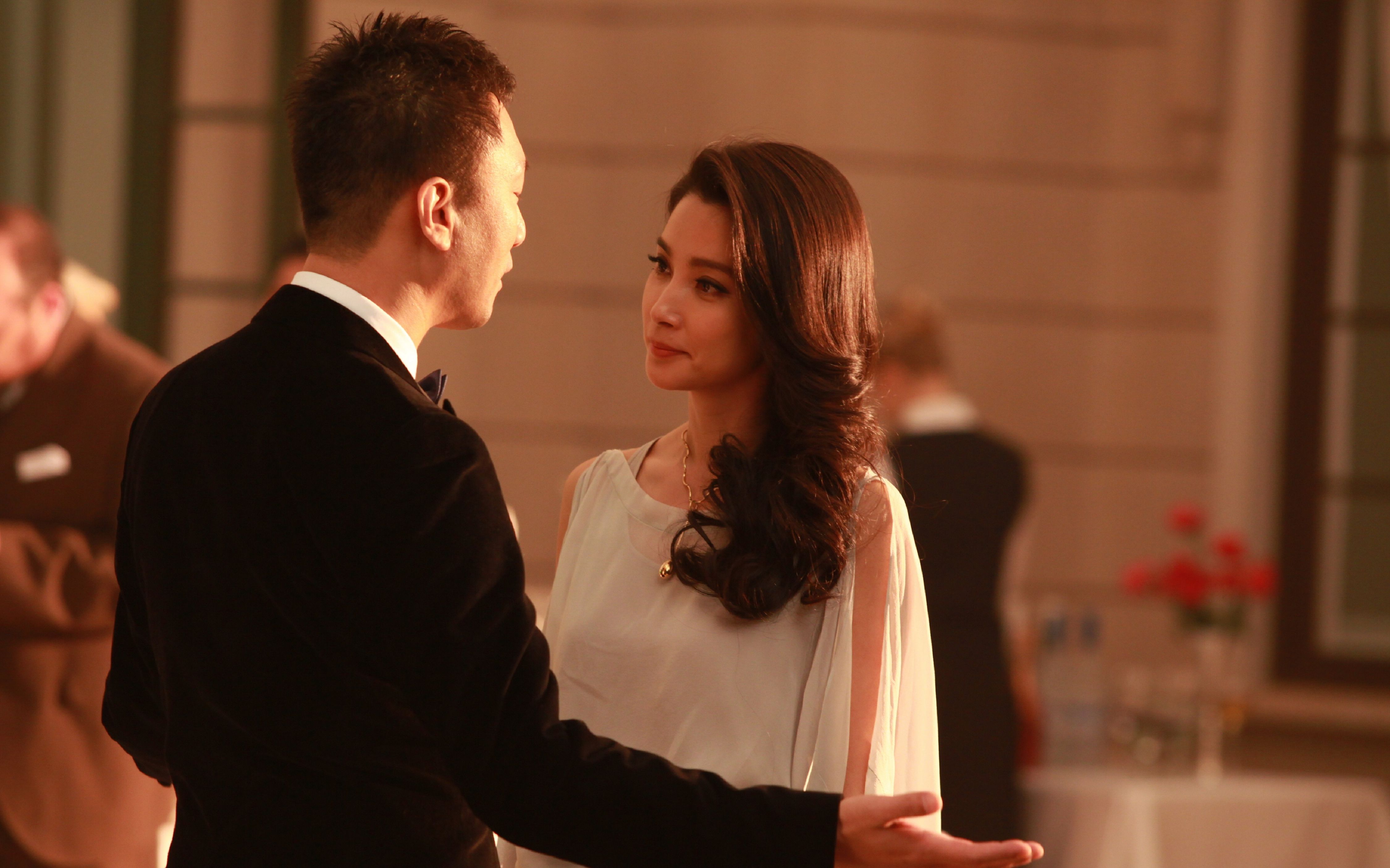 【我愿意】【李冰冰孙红雷段奕宏】爱情在的时候一定要珍惜,因为...