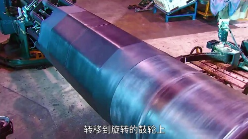 矿车巨型轮胎是如何制造的?高3米重达2吨,一条售价就要几十万