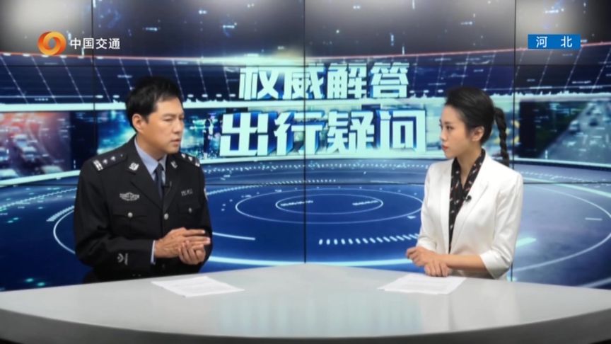 农用车能上路吗?就算司机有驾驶证,这种情况真的不能走!