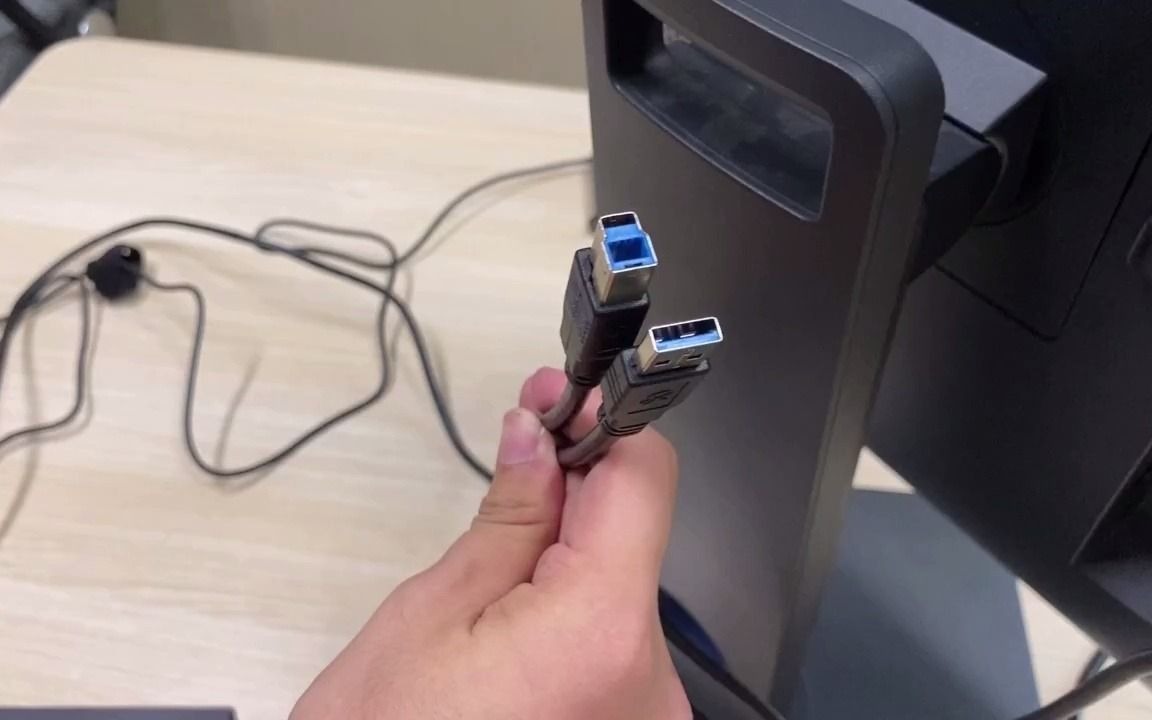 如何激活USB和SD卡槽