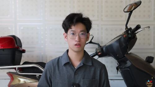 超威超级石墨烯电池出厂容量有没有缩水?放电检测仪一试便知