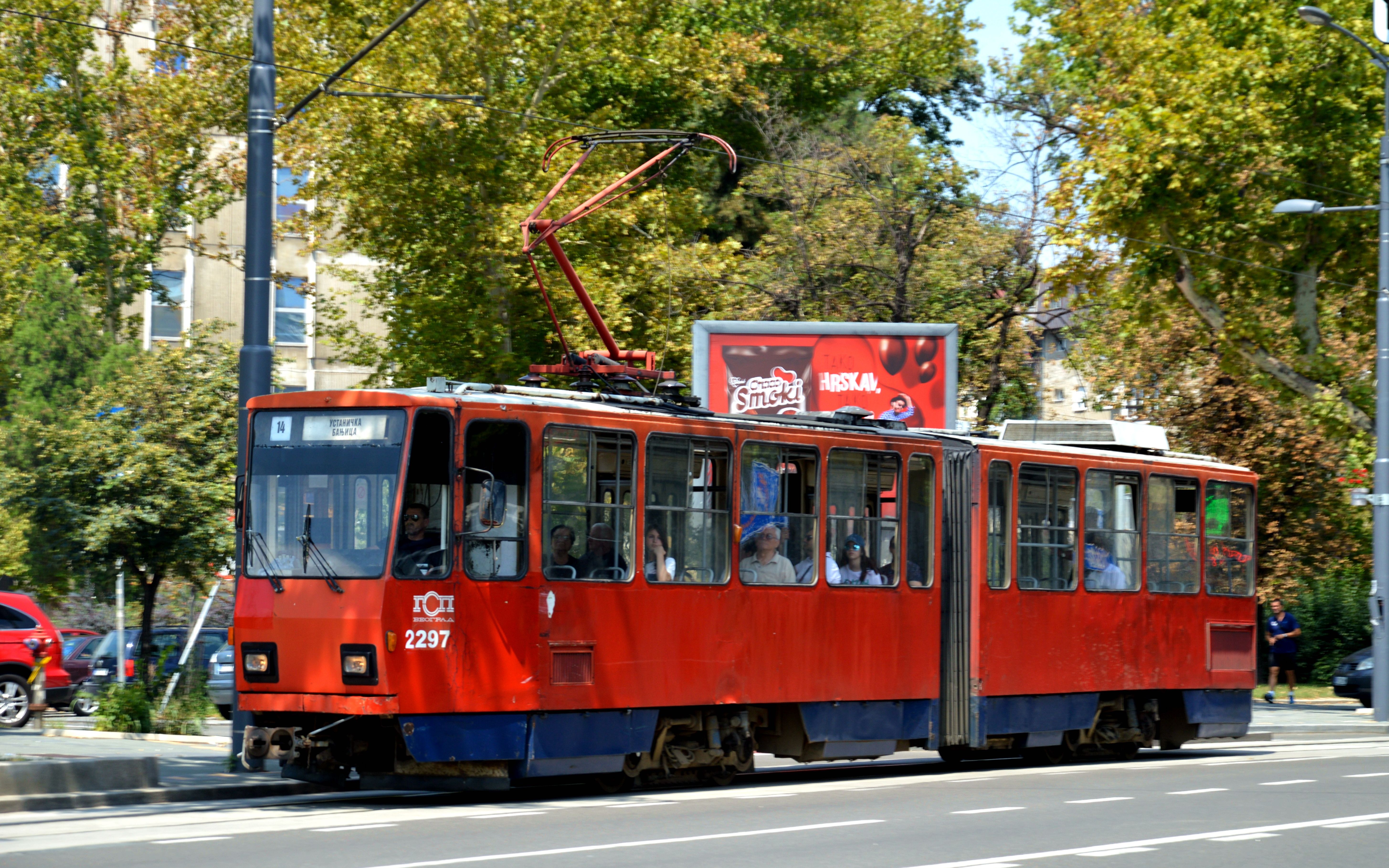 【Kom】塞尔维亚贝尔格莱德有轨电车 太拖拉Tatra KT4 走行音