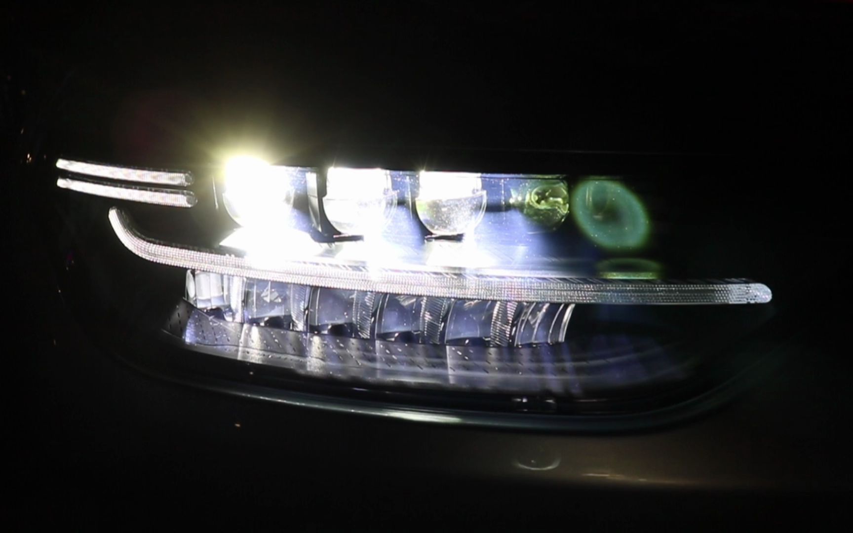 成都零跑c11改装车灯6近20远矩阵led激光模组透镜大灯天一改灯店