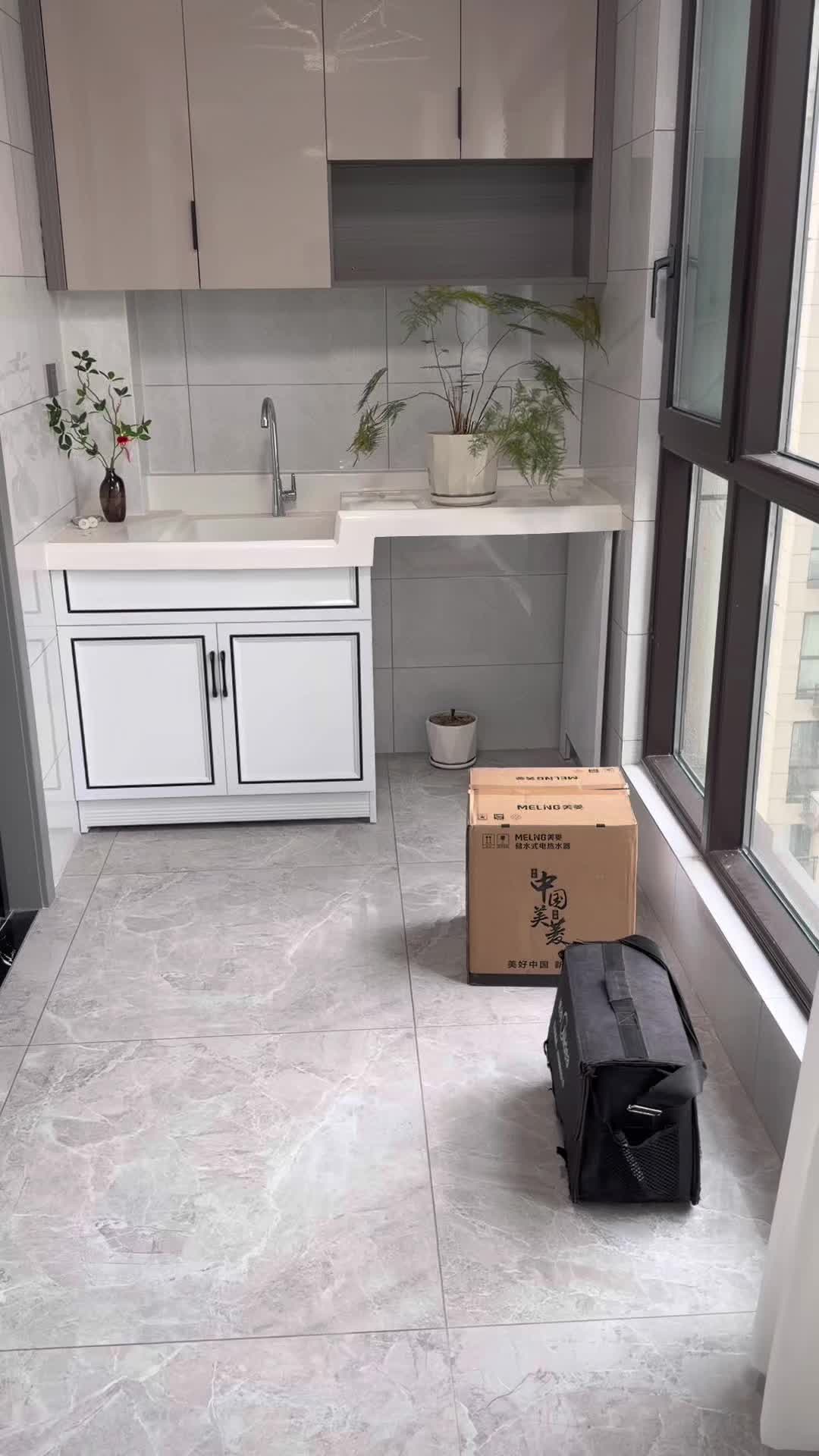 安装一个小厨宝解决阳台没有热水#美菱小厨宝 #美菱免更换镁棒