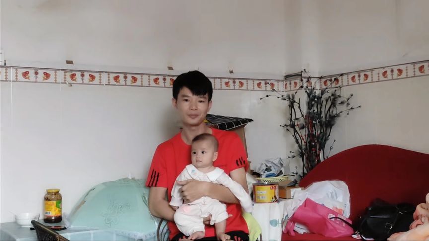 帅哥,喜欢用拼多多,对淘宝越来越陌生,看他怎么说