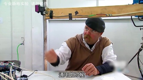 使用枪支实验也是一样的结果,高中学过的理论没有问题科学实验流言...