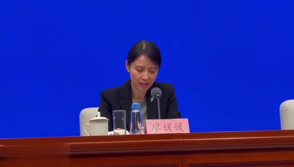 商业银行净利息收入增速明显放缓,主要受净息差不断收窄影响