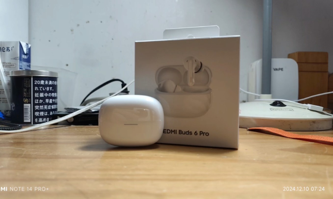 总算来拍REDMI Buds 6 Pro开箱啦(红米 Buds 6 Pro开箱)