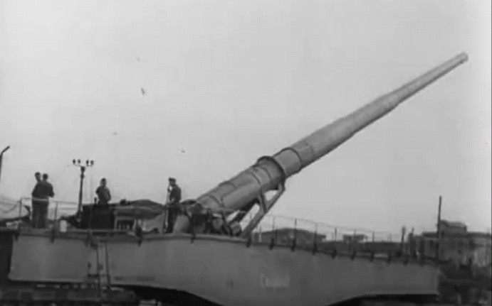 二战德国K5列车炮射击