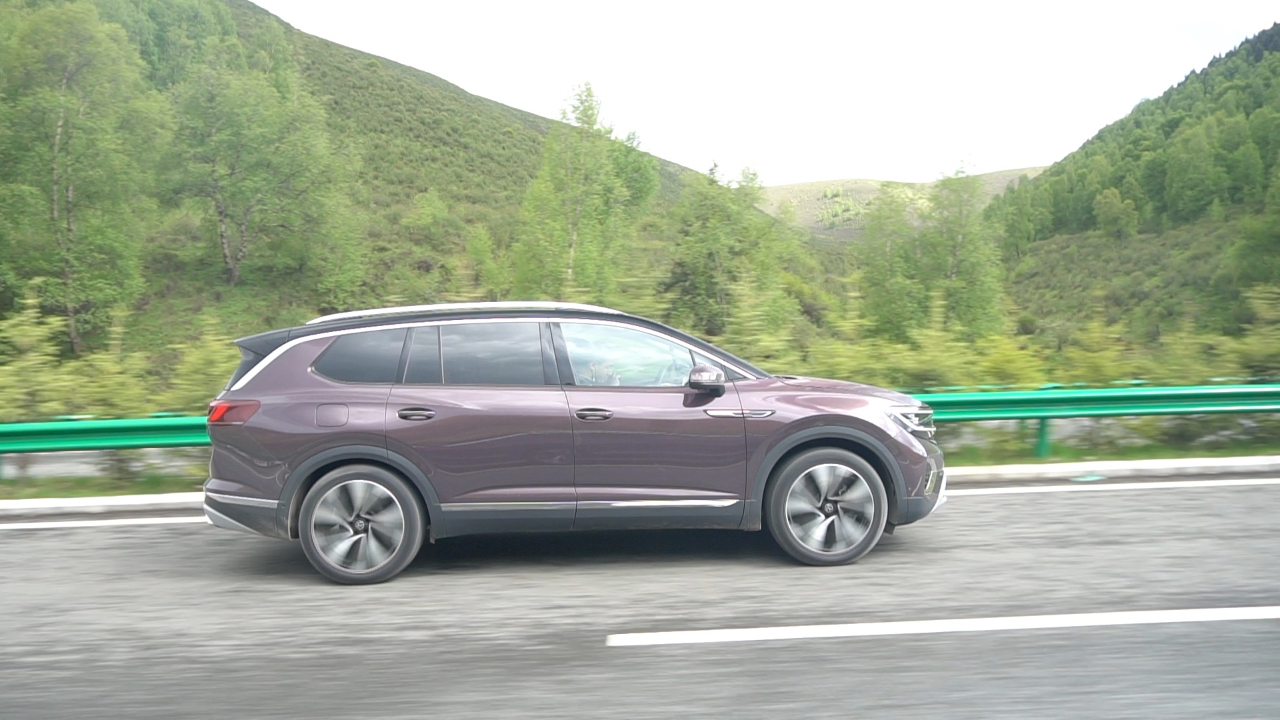 带ACC自适应巡航,一汽-大众揽境安全配置动态体验