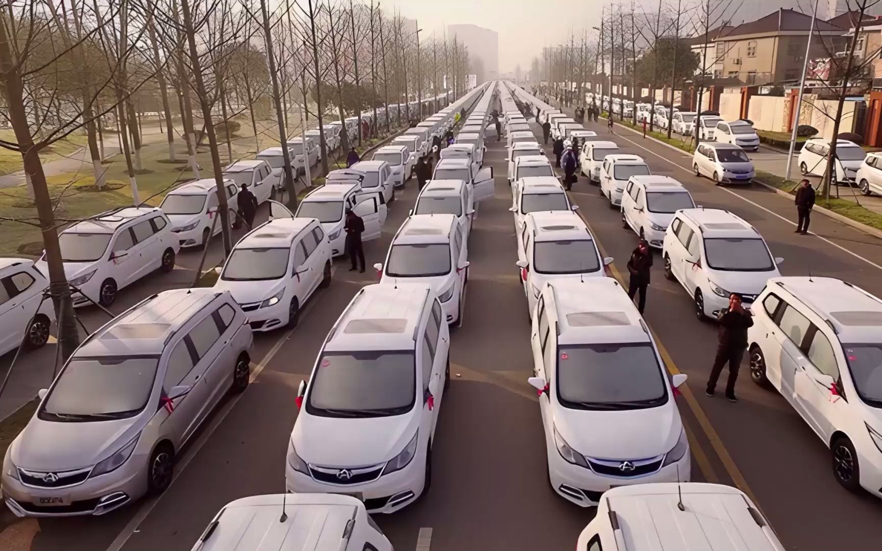 4个月卖出18万辆!中国商用车销冠产生,东风、北汽位列二三