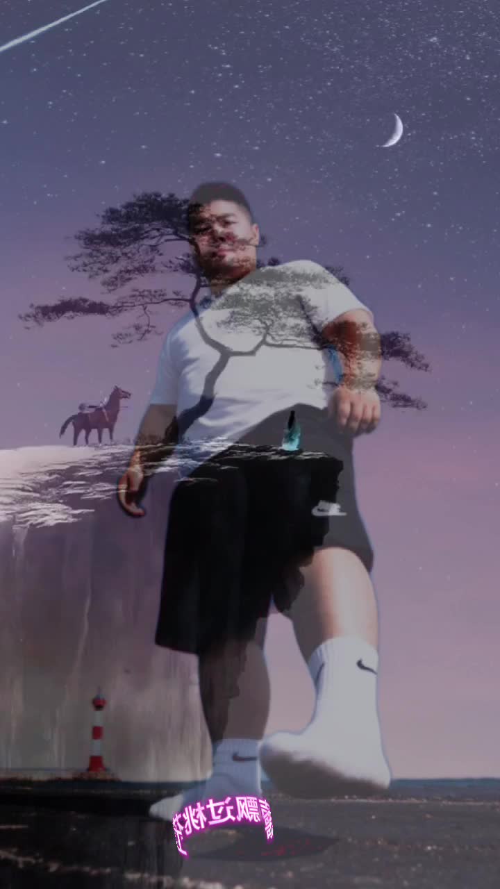 你对我好一分,我记十分;你陪我一段,我念一生。 别人待我如何,是我的...