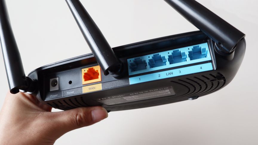 无线路由器应该几周重启一次?做错了不仅网速慢,玩游戏还卡顿