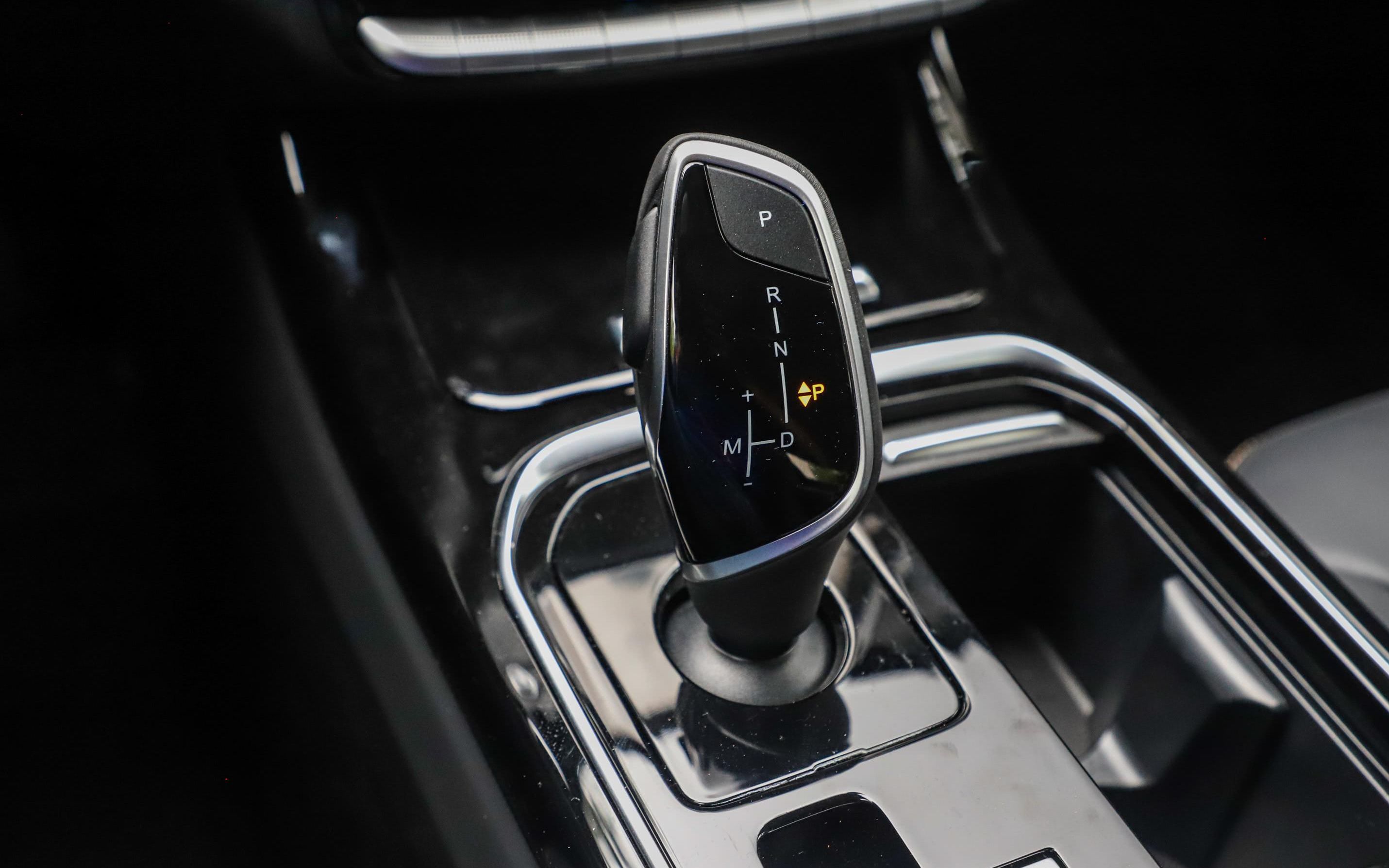 你懂手自一体换挡吗?别等到车都报废,都还不知道怎么用