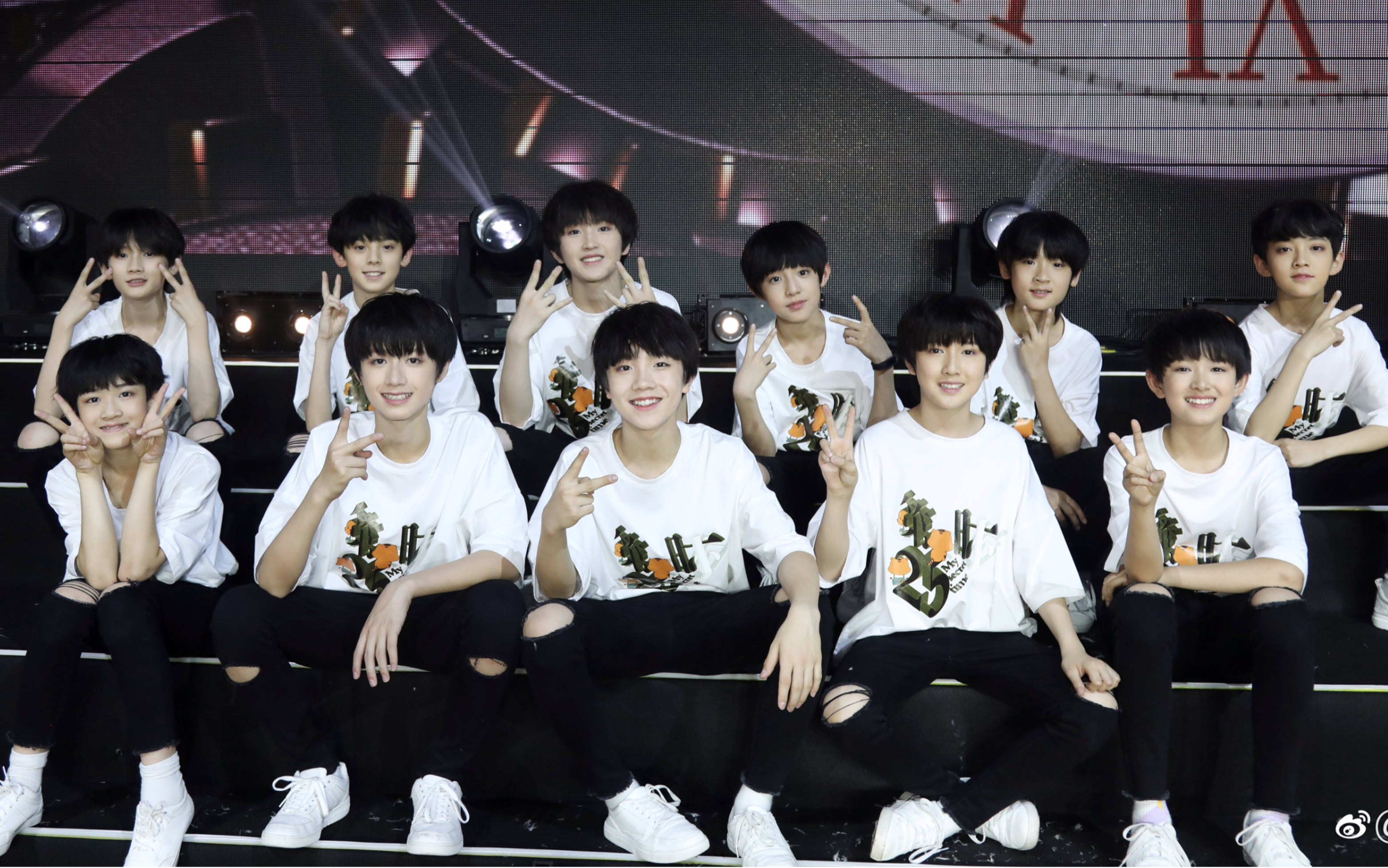 【TF家族】舞台完成度居然这么高!三团练习生《第25小时》2019上...