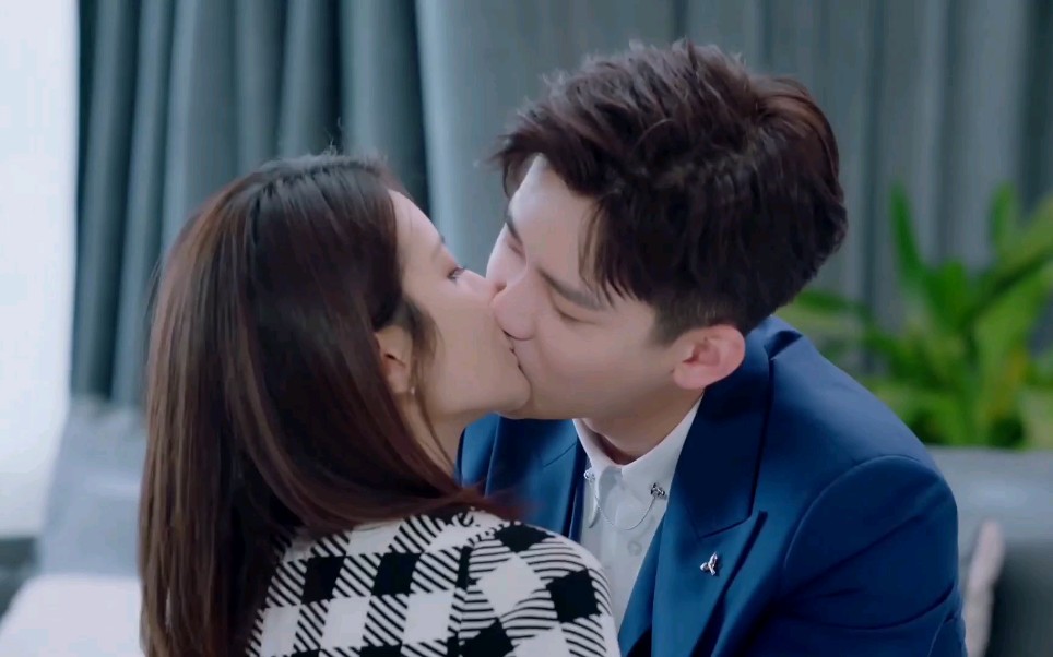 【熊梓淇×赖雨濛】【国民老公】陆瑾年乔安好花式吻戏KISS高甜合集