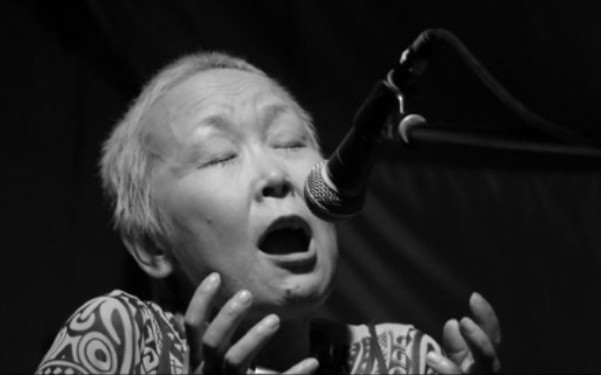 [音色大师]Sainkho大妈——真正的天籁之音