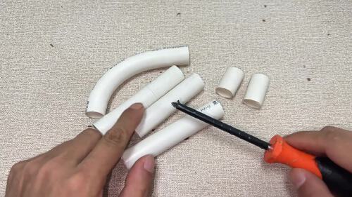 才发现,线管头还能变废为宝,很多人剪下来就扔了,真是太可惜了