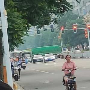 春晓不见了 