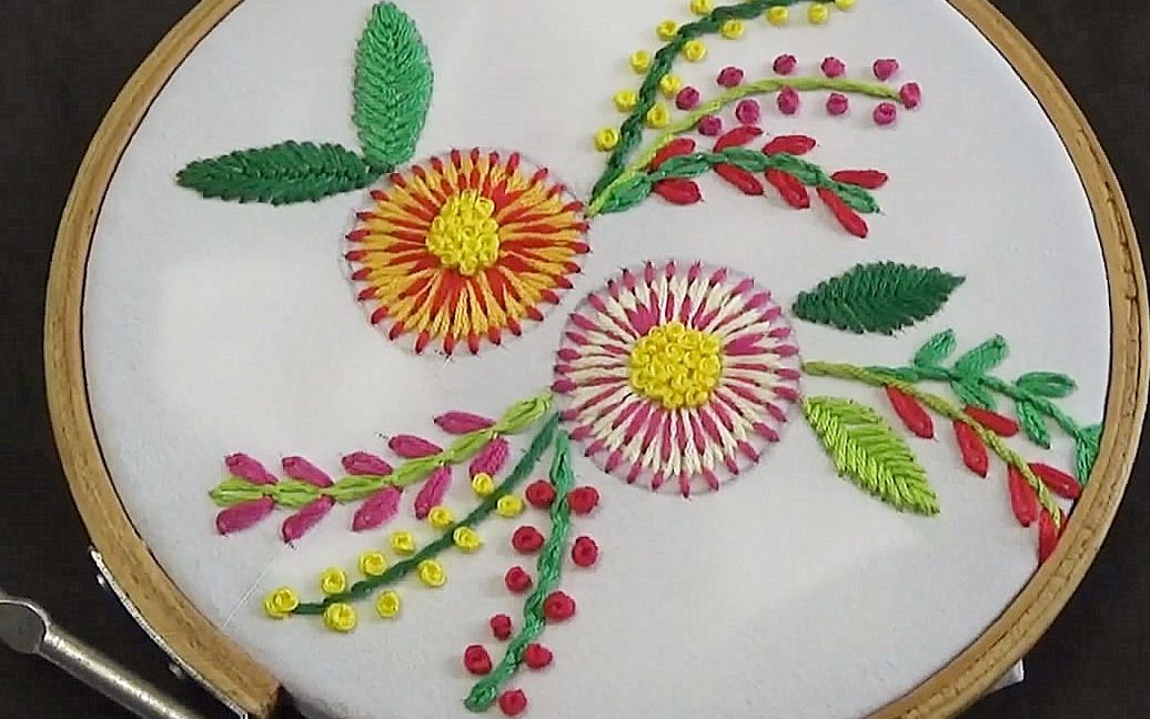 初学者刺绣教程,看看如何在布上绣雏菊,简单易学!