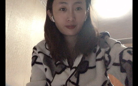 中职面试结构化答辩:课堂上一男生扯着前面的女孩子,两个人起冲突了,...