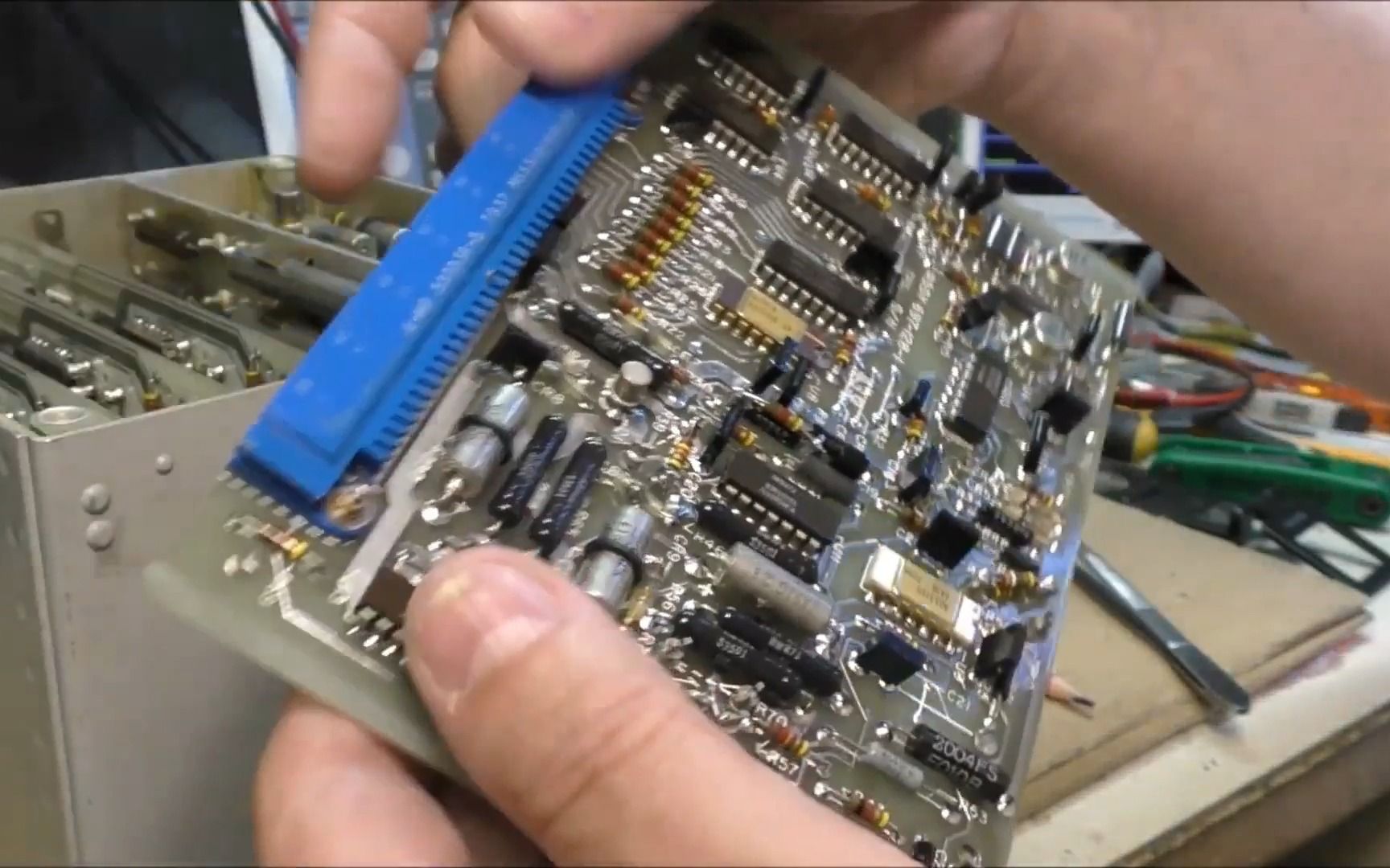 安全飞行计算机阿尔法马赫C-31206-3第1部分拆解