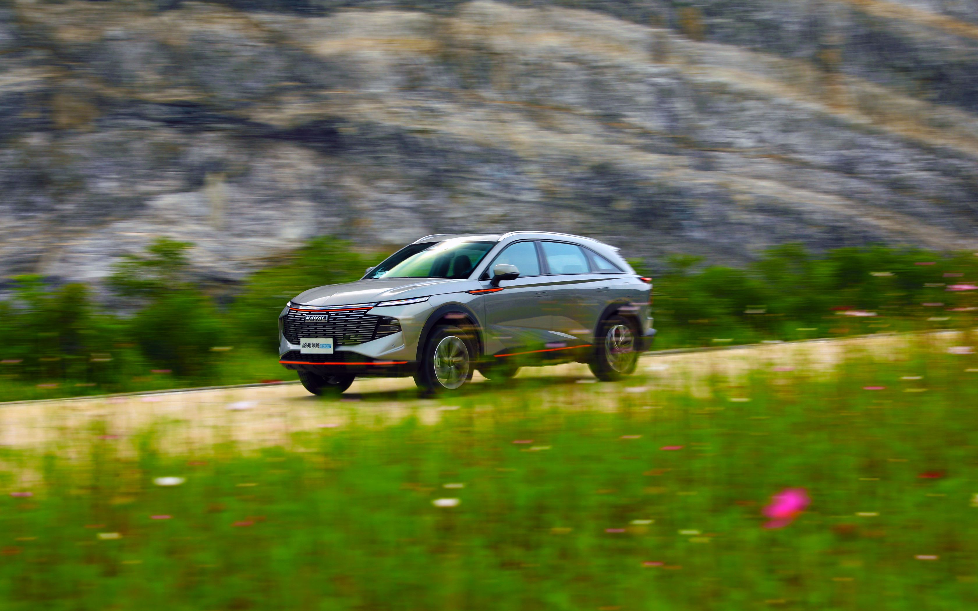 【汽车评测】哈弗神兽柠檬超级混动DHT:加速、油耗实测数据有惊喜