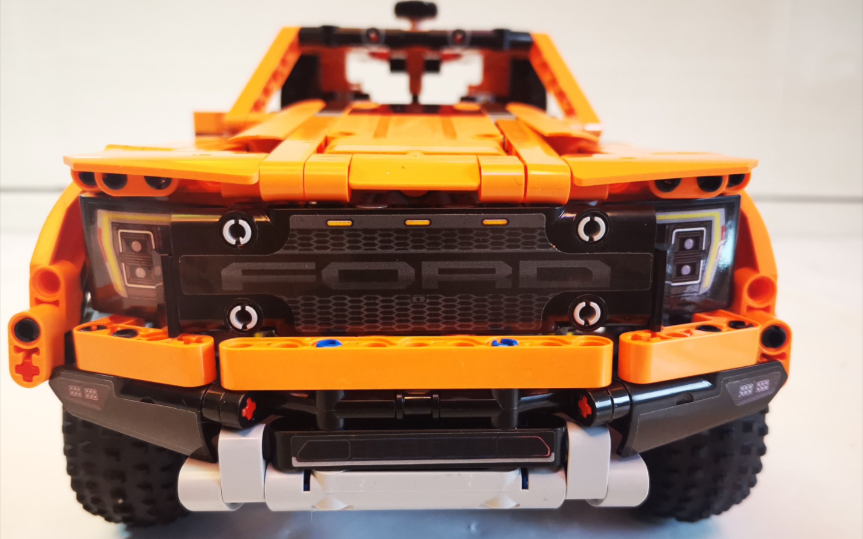 【积木拼装】福特猛禽F150,为数不多的皮卡moc,悬挂避震是亮点