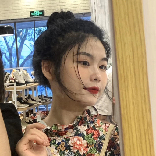 python程序员月月 