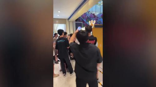 smart与迪士尼联名打造的smart米奇限定艺术车有多可爱?看完少女心...