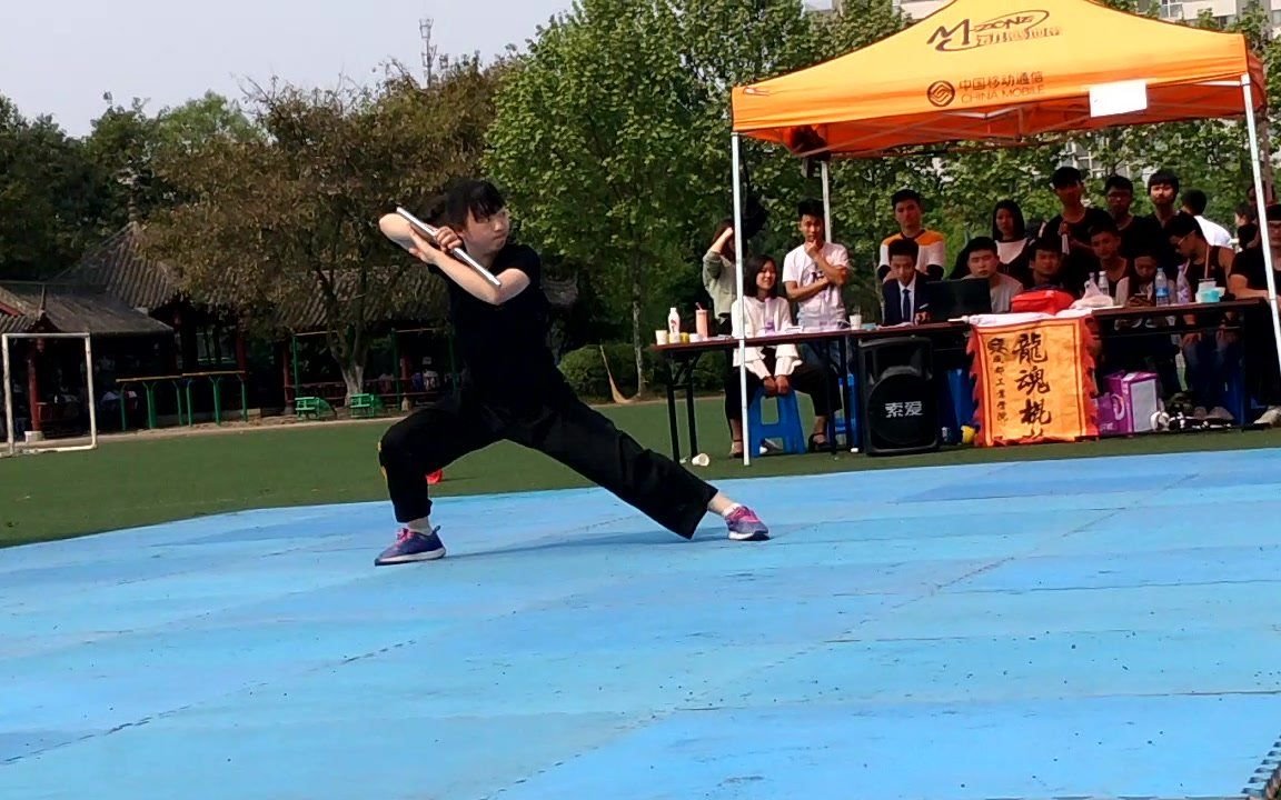 【双截棍】我的第一次双截棍比赛交流赛套路(成都工业学院)