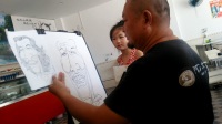 闪闪红星美术培训班课堂示范,怎样画漫画像