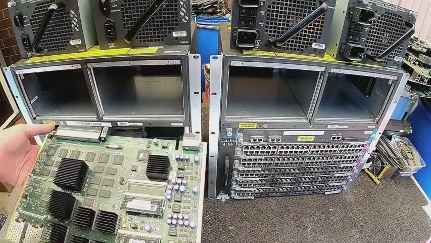 垃圾桶捡到思科大型服务器,都是主板可以得黄金