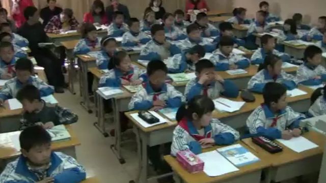 北师大版小学数学三年级下册《队列表演(一)》-雷老师|全国一