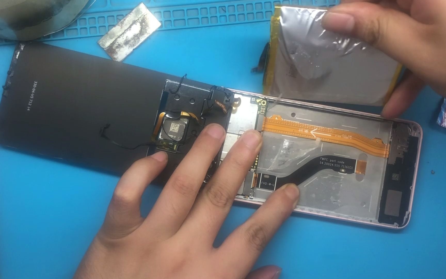 华为手机更换电池,拆机安装流程