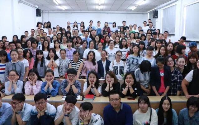 学生会这一个学期到底(哔——)干了些什么!