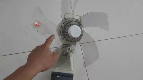 家里电风扇启动无力转的慢?有2个原因,师傅教你轻松修好
