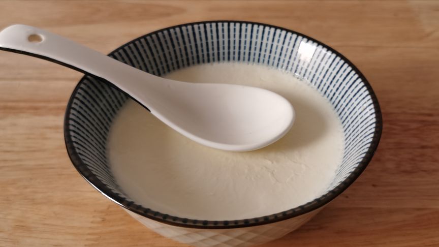 懒人版双皮奶做法,一个小技巧,香浓嫩滑奶香浓郁,超好吃