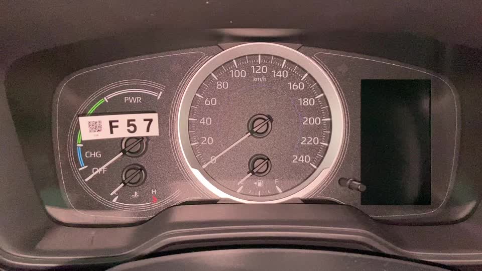 双擎版卡罗拉,仪表盘要是全液晶就好了【来自懂车帝车友圈】