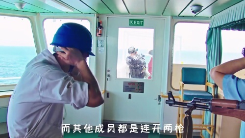 电影《红海行动》中,你绝对不知道的细节,只有兵王才能发现