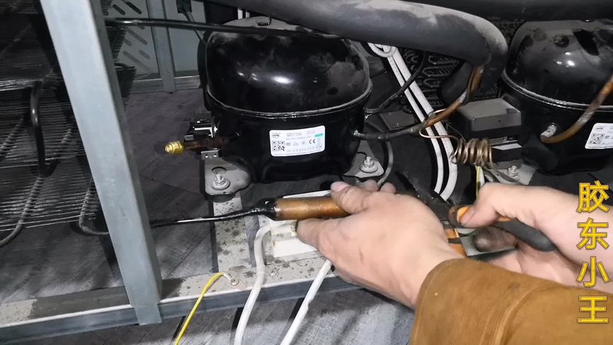 冰箱不制冷压缩机也转,氟也不缺毛细管也没堵,这种情况很少见!