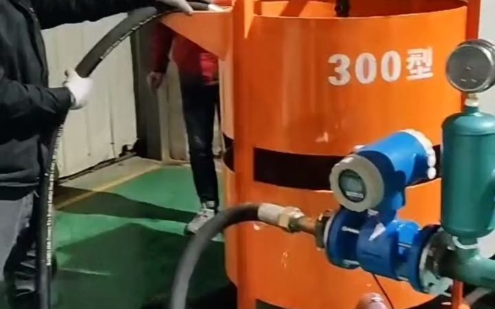 隧道二衬拱顶带模注浆机,空鼓注浆加固.